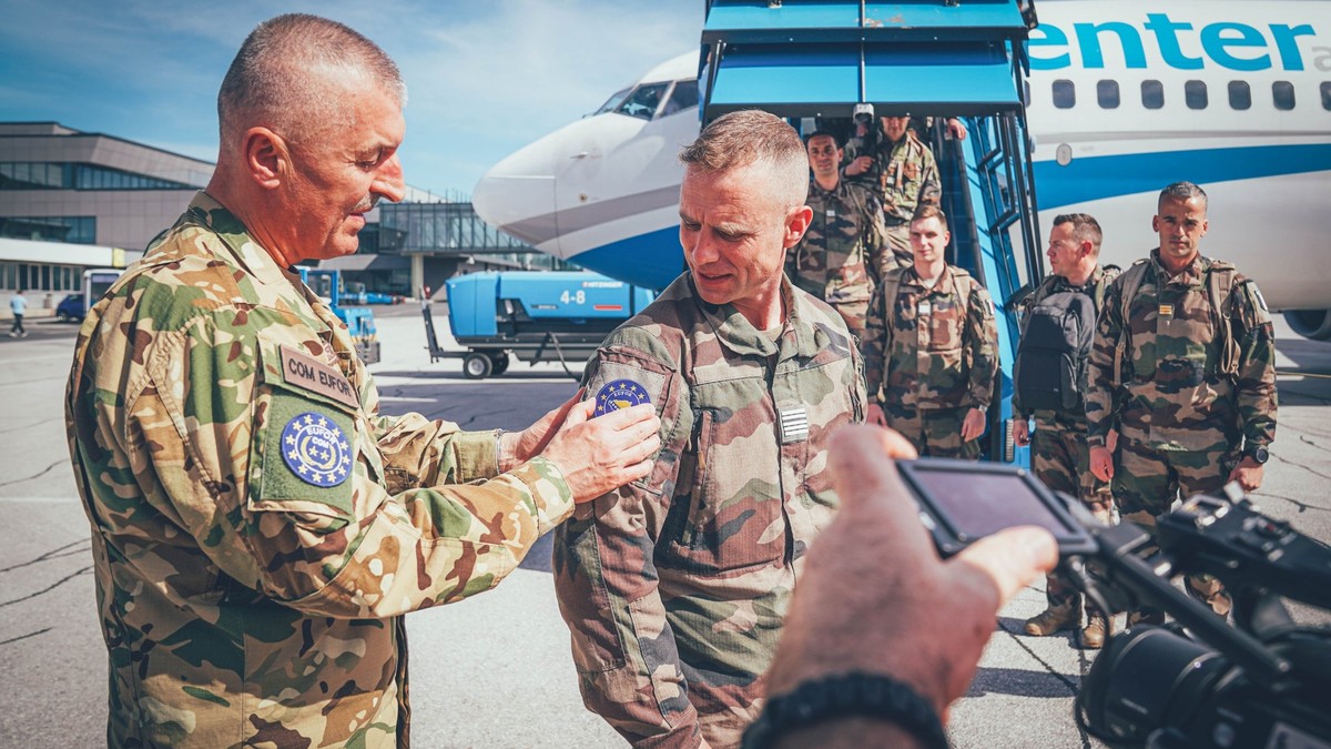 Un convoi militaire français traverse la Suisse