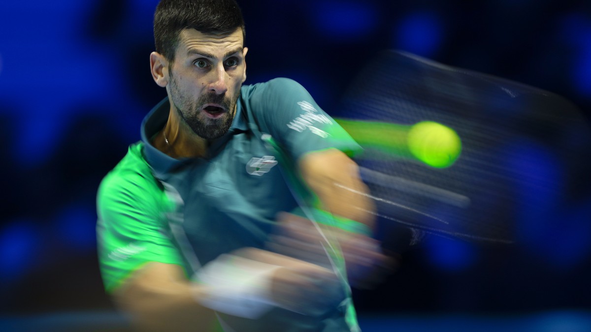 Novak Djokovic bat encore un record de Roger Federer