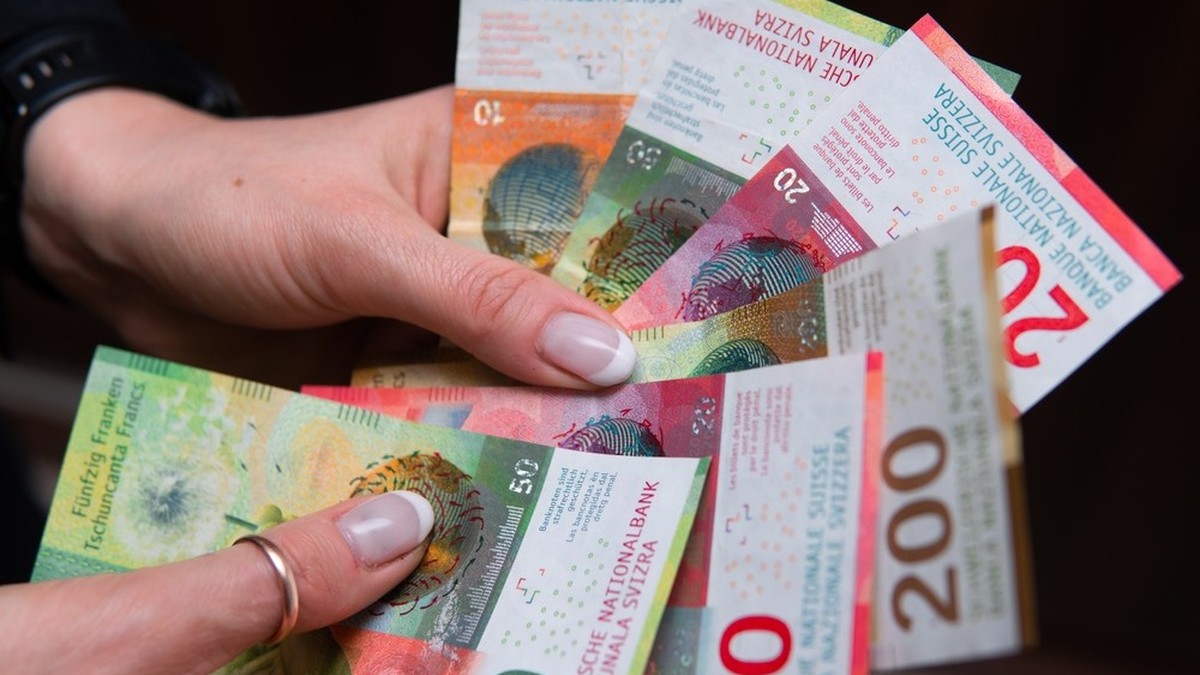 Les salaires suisses devraient augmenter en 2025