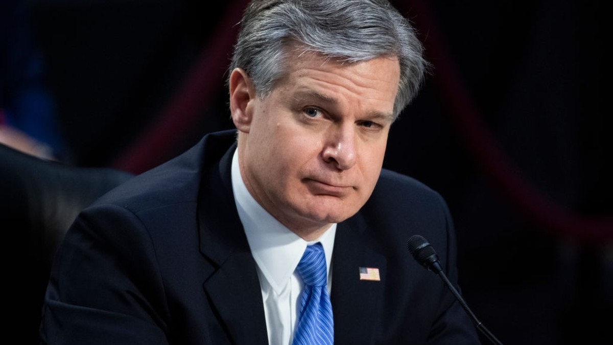 Le patron du FBI Christophe Wray prend une décision radicale