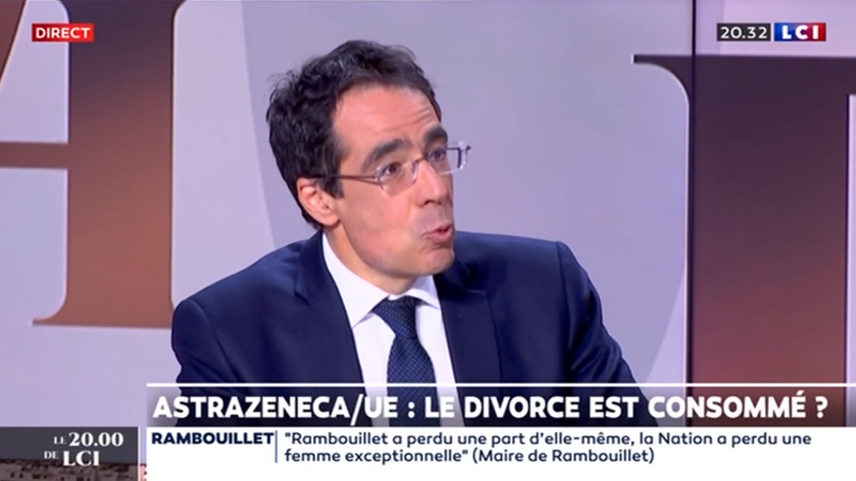 Darius Rochebin, six mois parti et puis le revoilà