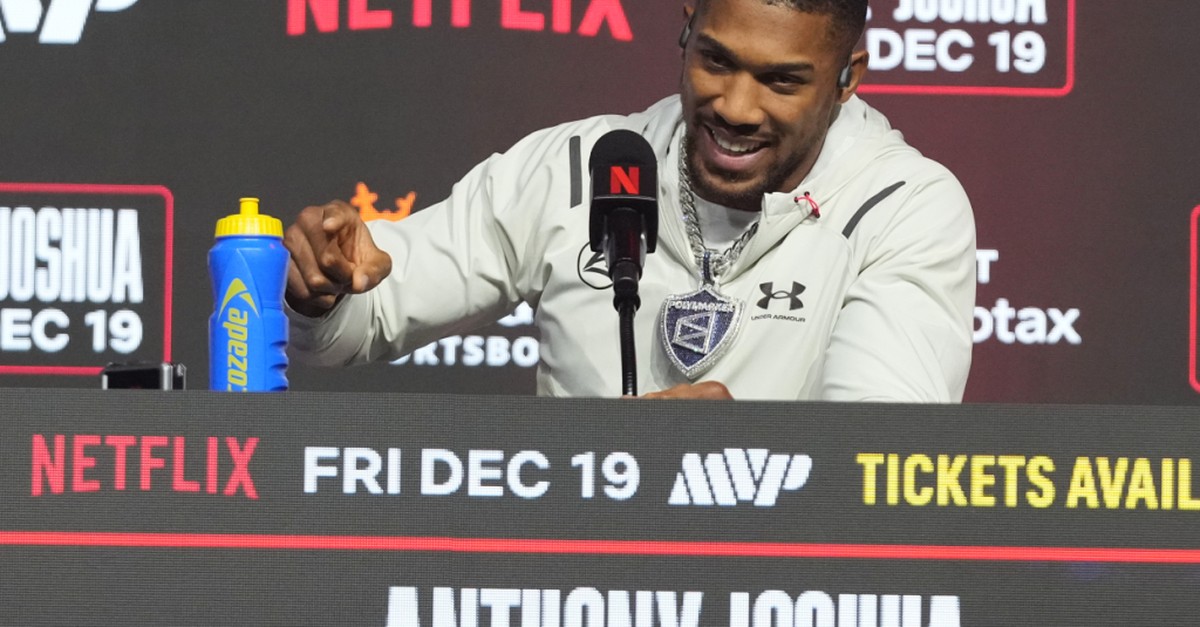 Accident mortel au Nigeria: le chauffeur d'Antony Joshua a été inculpé