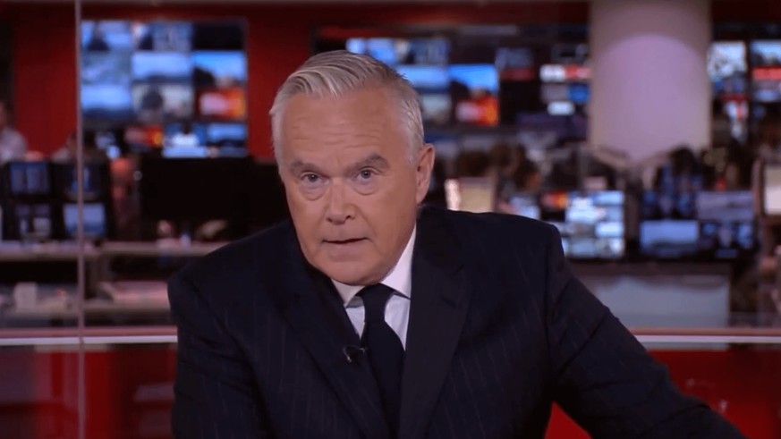 Comment le présentateur de la BBC a annoncé la mort de la Reine Comment le présentateur de la BBC a annoncé la mort de la Reine