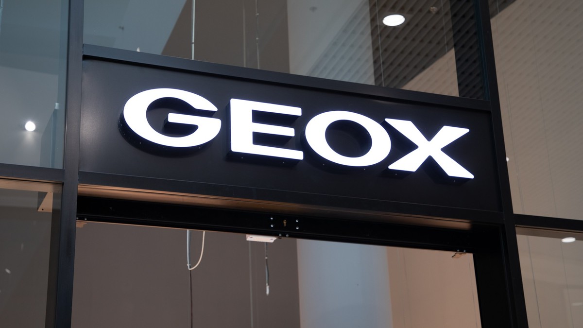 Le gérant d'un magasin Geox refuse son employée ne porte le voile