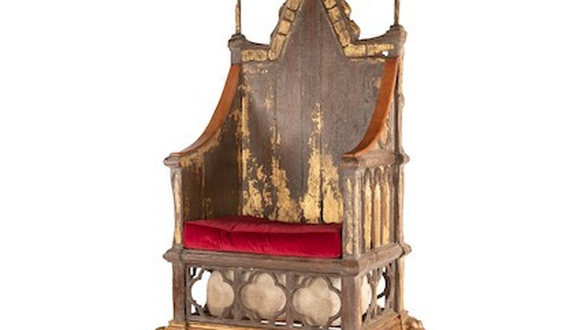 The Crown: Le trône d'Angleterre a été vendu 28 195 francs