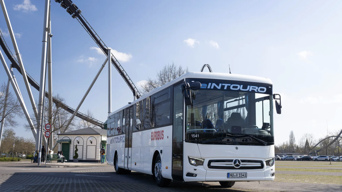 Le premier car électrique de Suisse a roulé jusqu’à Europa Park