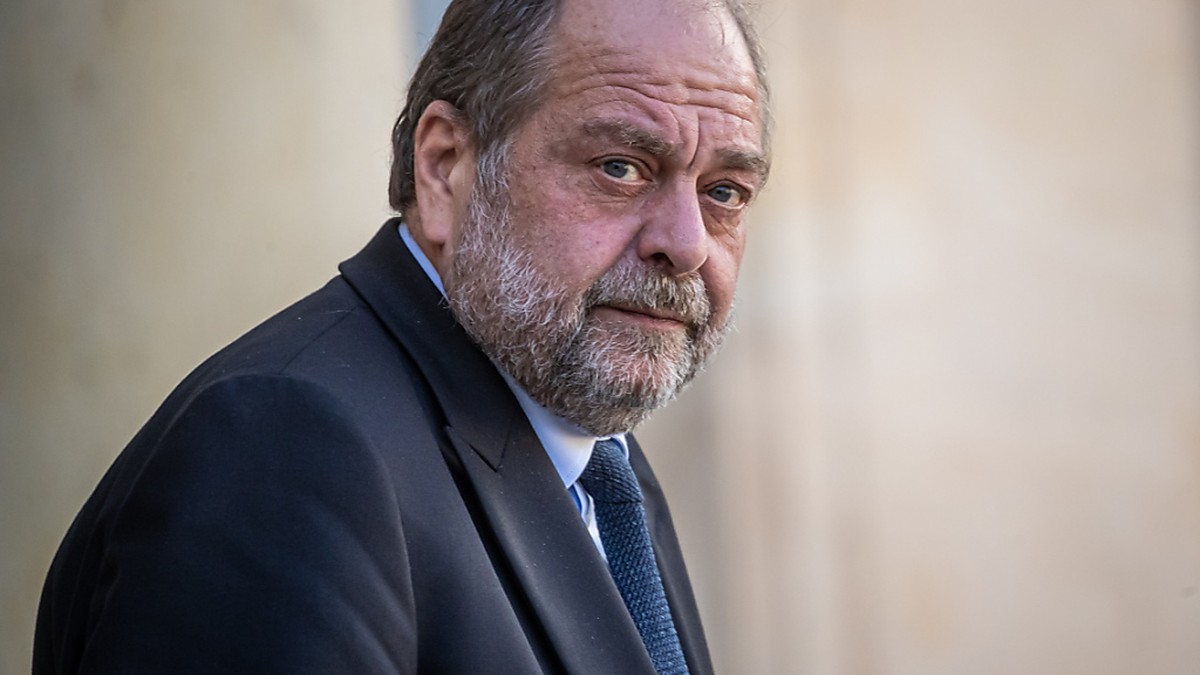 Eric Dupond Moretti Devant La Justice Renvoyé En Procès