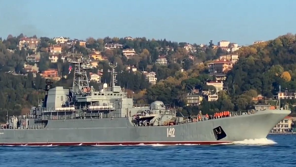 Feodossia: les Ukrainiens font sauter un navire russe en Crimée