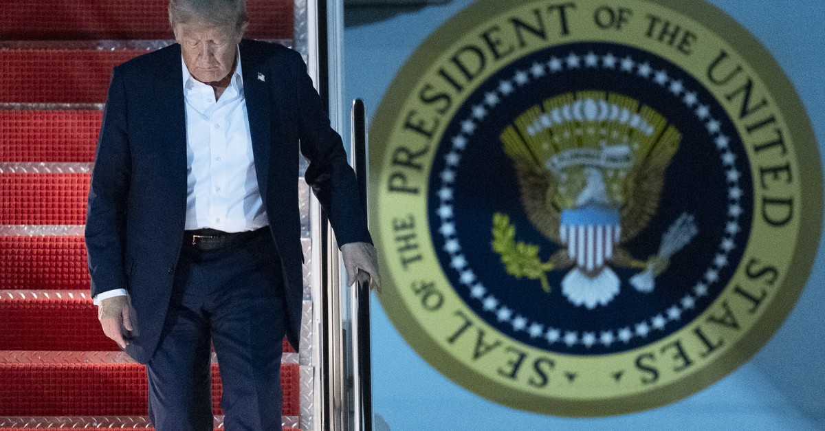 Trump a laissé Poutine «être la star» en Alaska