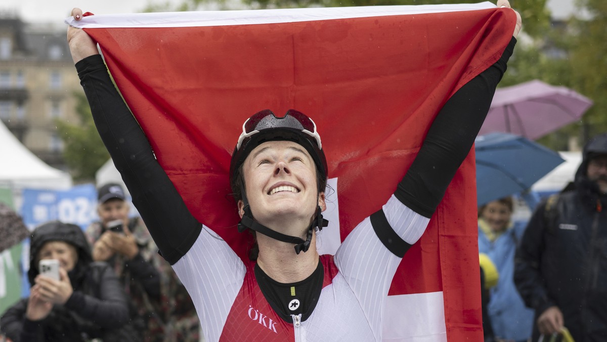 Rad-WM: Flurina Rigling siegt und widmet Gold Muriel Furrer