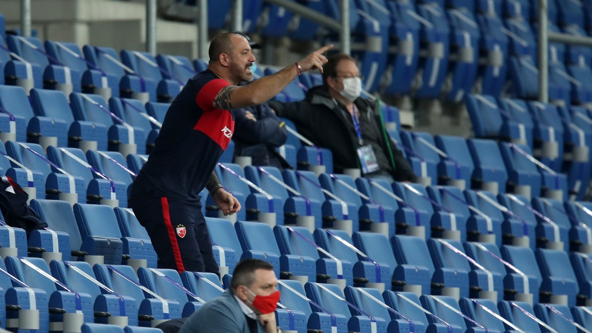 Die Strafe, die keine ist – Geisterspiel hilft Trainer nach Platzverweis