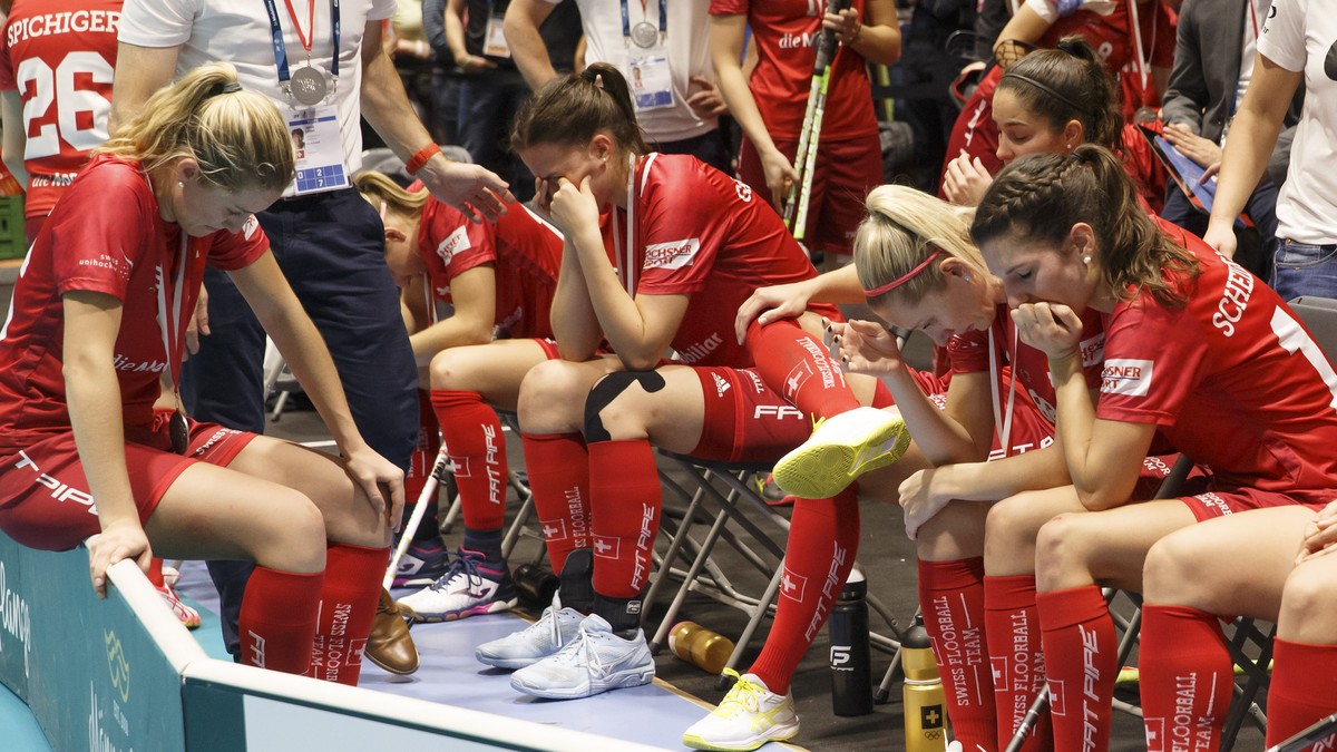 Die Schweizer Unihockey-Nati der Frauen gewinnt WM-Silber