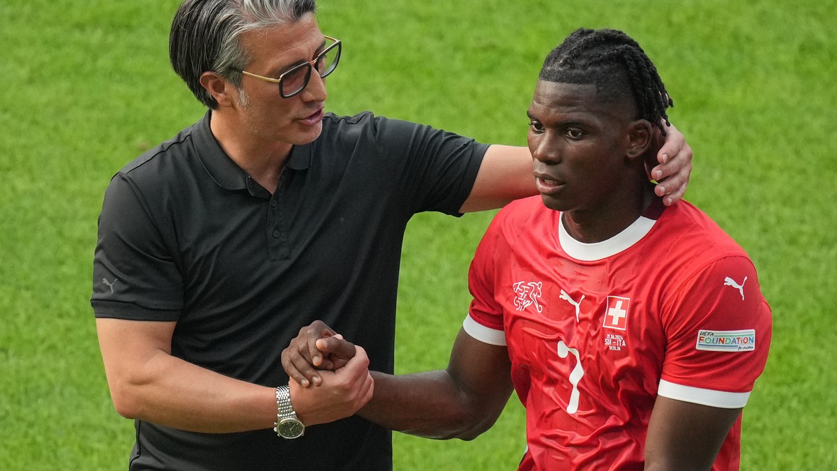 Murat Yakin und Breel Embolo erheben vor Gericht Anspruch auf eine Rolex