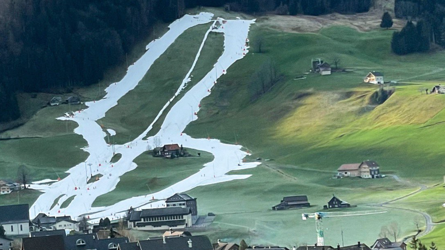 Diese Bilder von Schweizer Skipisten gehen um die Welt