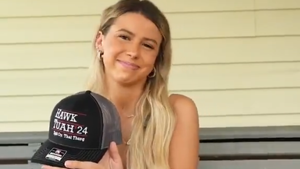 «Hawk Tuah»-Girl Hailey Welch spricht über ihr Leben seit dem Meme