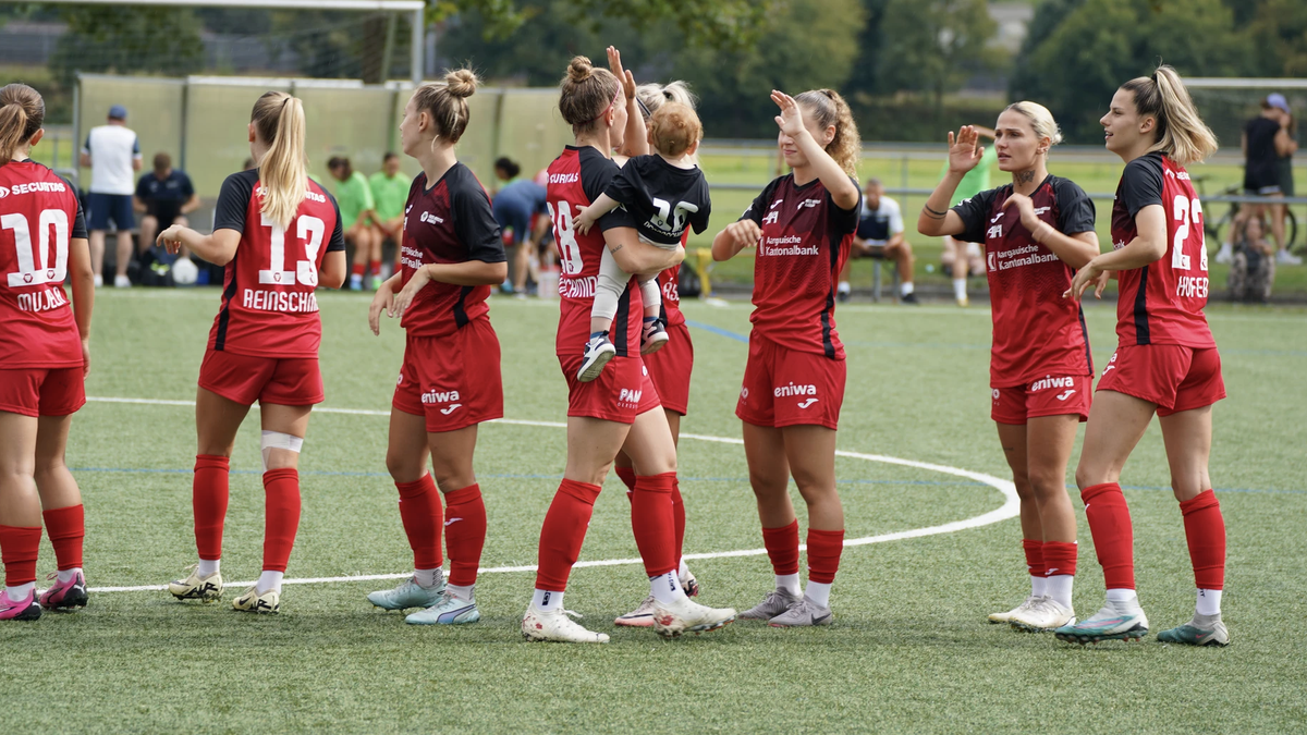 Die FC Aarau Frauen gewinnen gegen Basel, GC deklassiert Thun