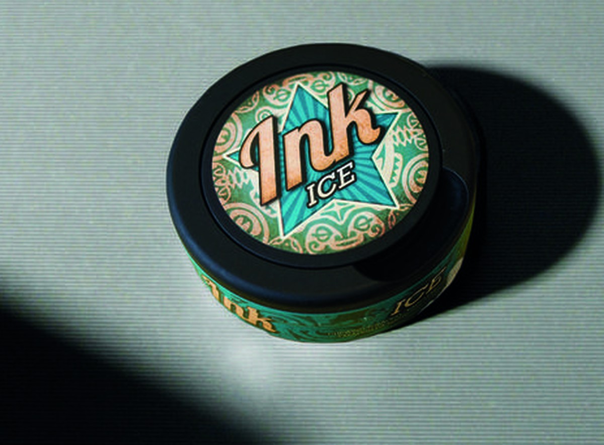 Trotz Verbot gibt es die Hockey-Droge Snus an jeder Ecke