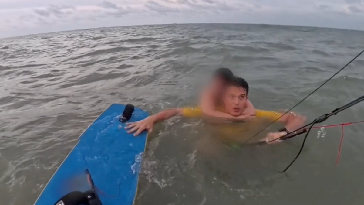 Brasilianischer Olympia-Kitesurfer Bruno Lobo rettet Schwimmerin im Meer