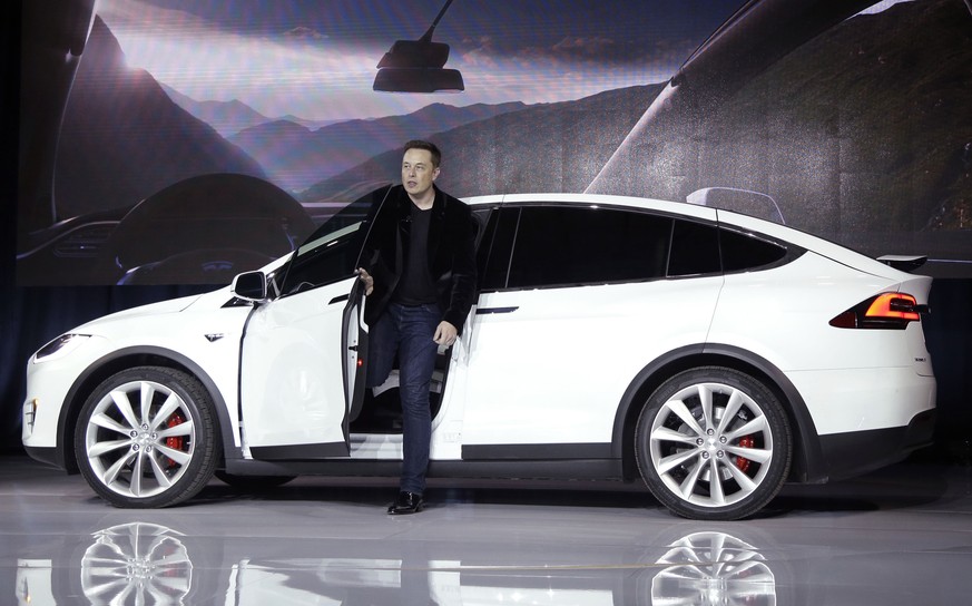 Elon Musk reibt sich trotz Verlust die Hände – bald rollen 500'000 ...