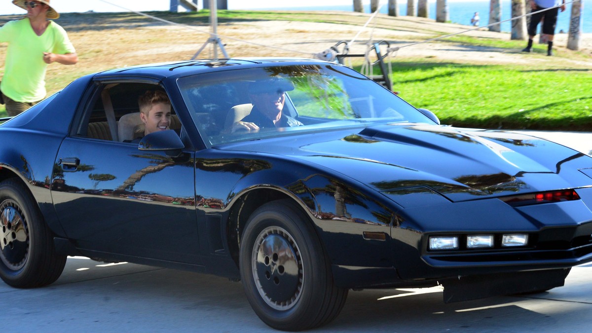 Justin Bieber und David Hasselhoff machen ein Fährtchen mit KITT
