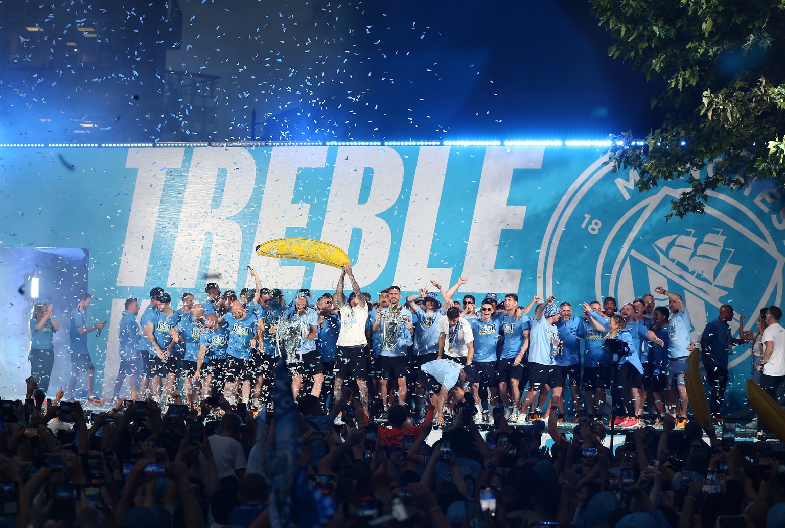 Die besten Bilder der Triple-Parade von Manchester City