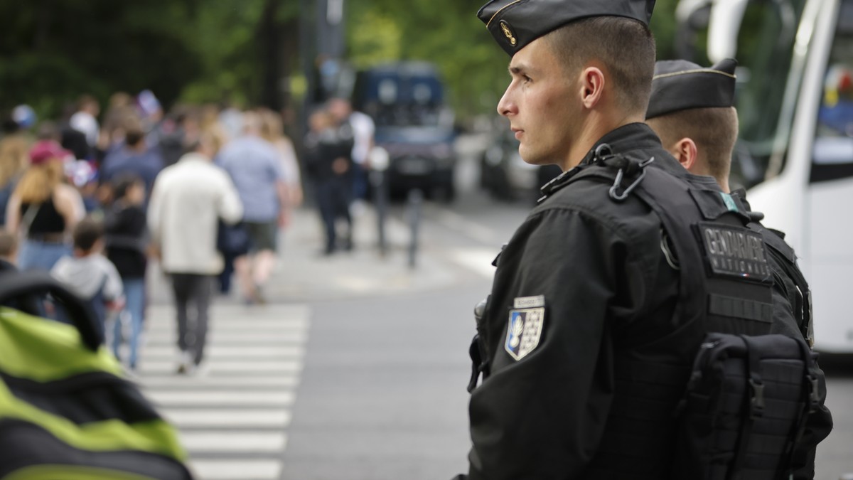Franzose schiesst Mann im Streit um Zigarette in den Kopf