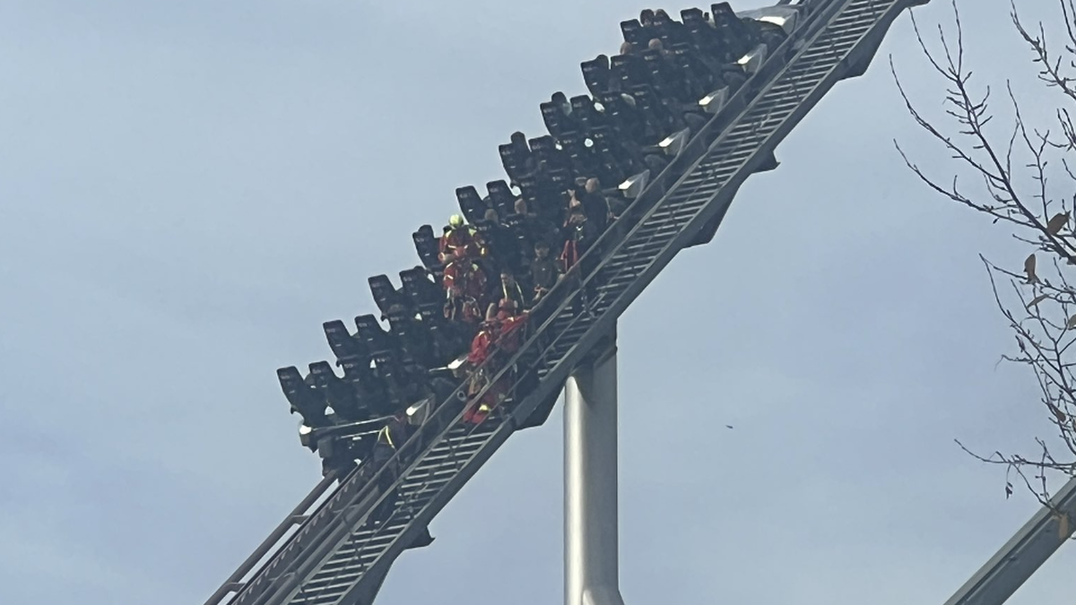 Die «Silver Star» im Europapark ist stecken geblieben