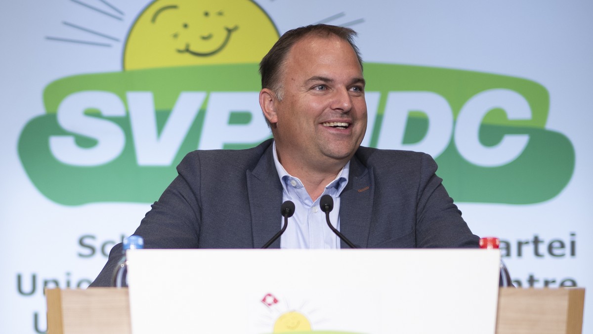 Marcel Dettling kandidiert offiziell als SVP-Präsident