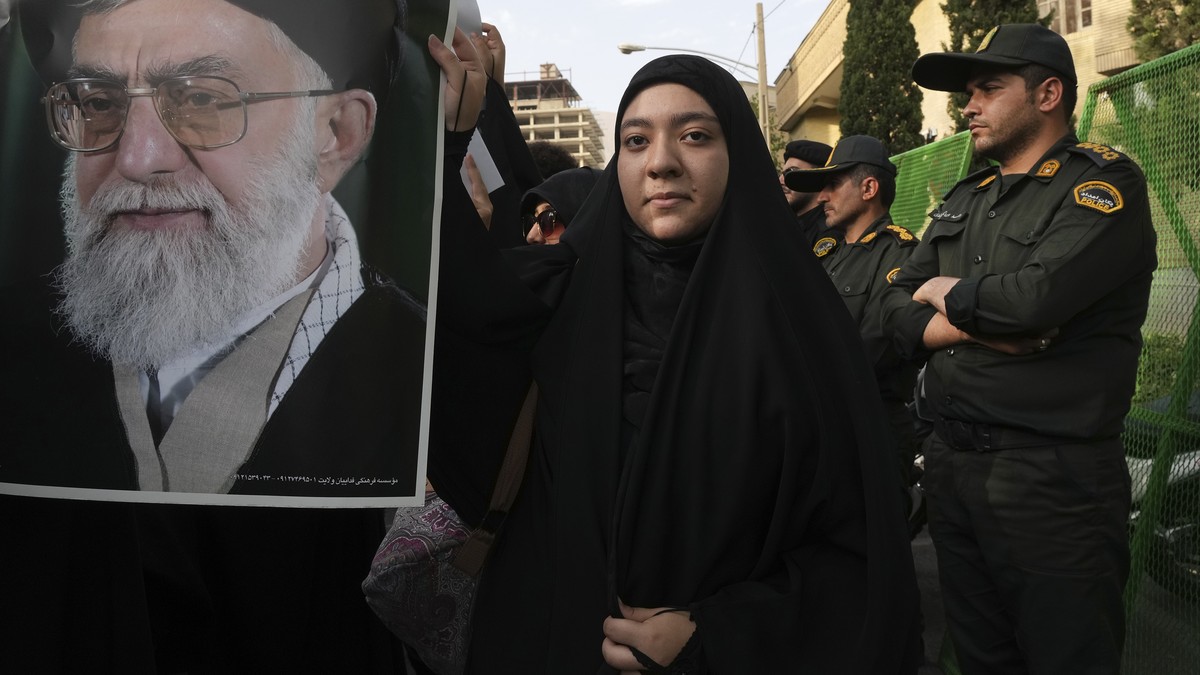 Amnesty: Iran verschärft den Kurs gegen Kopftuchverstösse