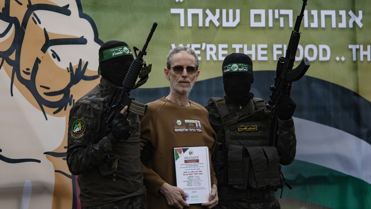 Hamas stoppt Geisel-Freilassung und Israel ist alarmiert