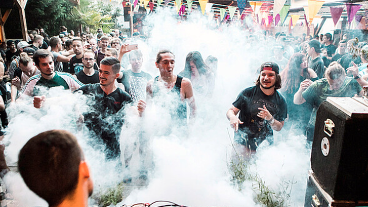 Diese Techno-Festivals und Daydance-Partys darfst du 2024 nicht missen