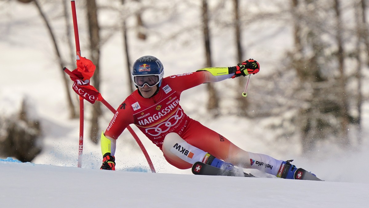 Fährt Marco Odermatt auch im zweiten Riesenslalom der Saison der ...