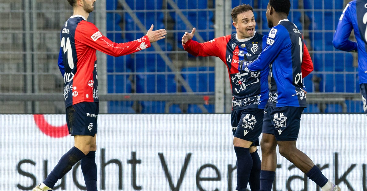 Super League: FC Basel schlägt Sion, Winterthur deklassiert den FCSG