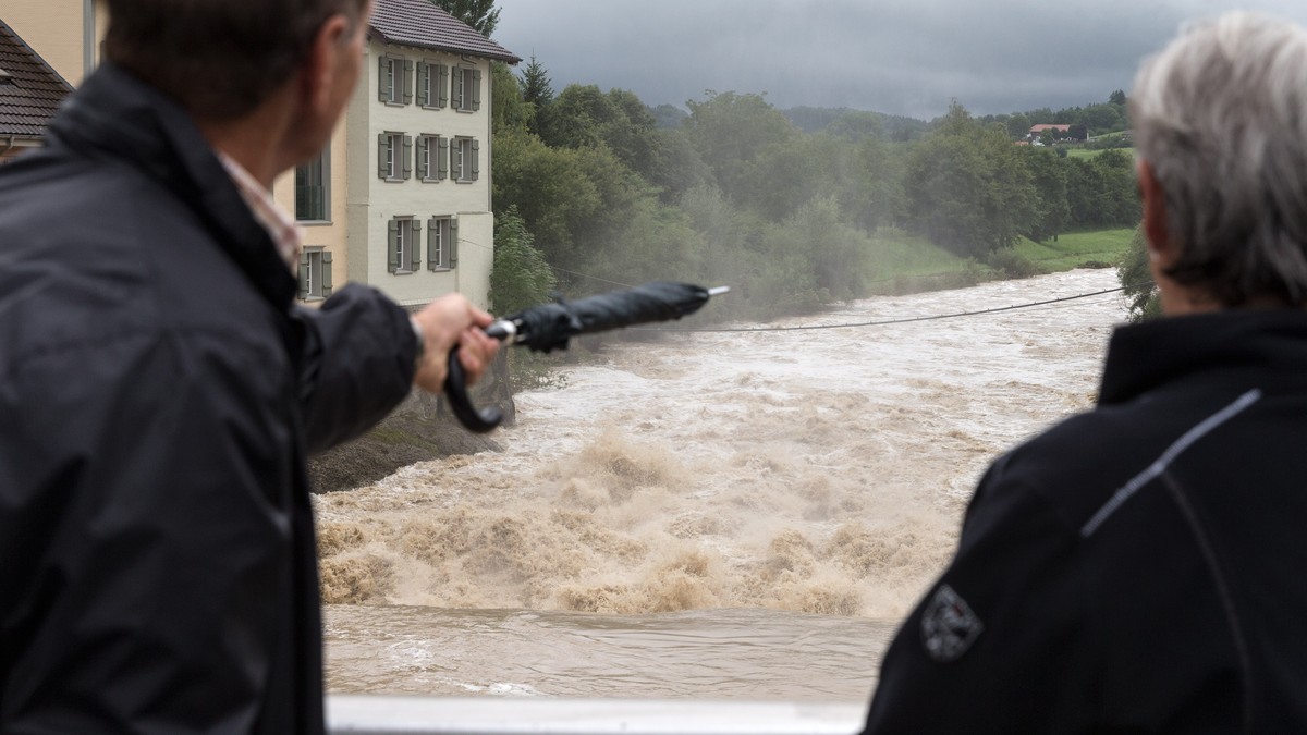 Bund warnt vor der Hochwasser führenden Sitter bei Bischofszell TG Bund warnt vor der Hochwasser führenden Sitter bei Bischofszell TG