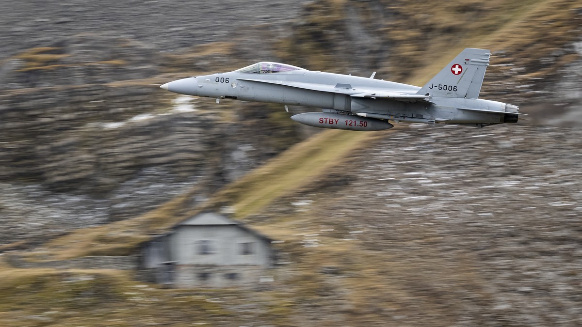 Fluglotse zieht Urteil zum F/A-18-Unfall am Sustenpass weiter