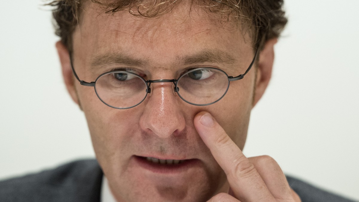 Daniel Lampart vom SGB über Deindustrialisierung in der Schweiz