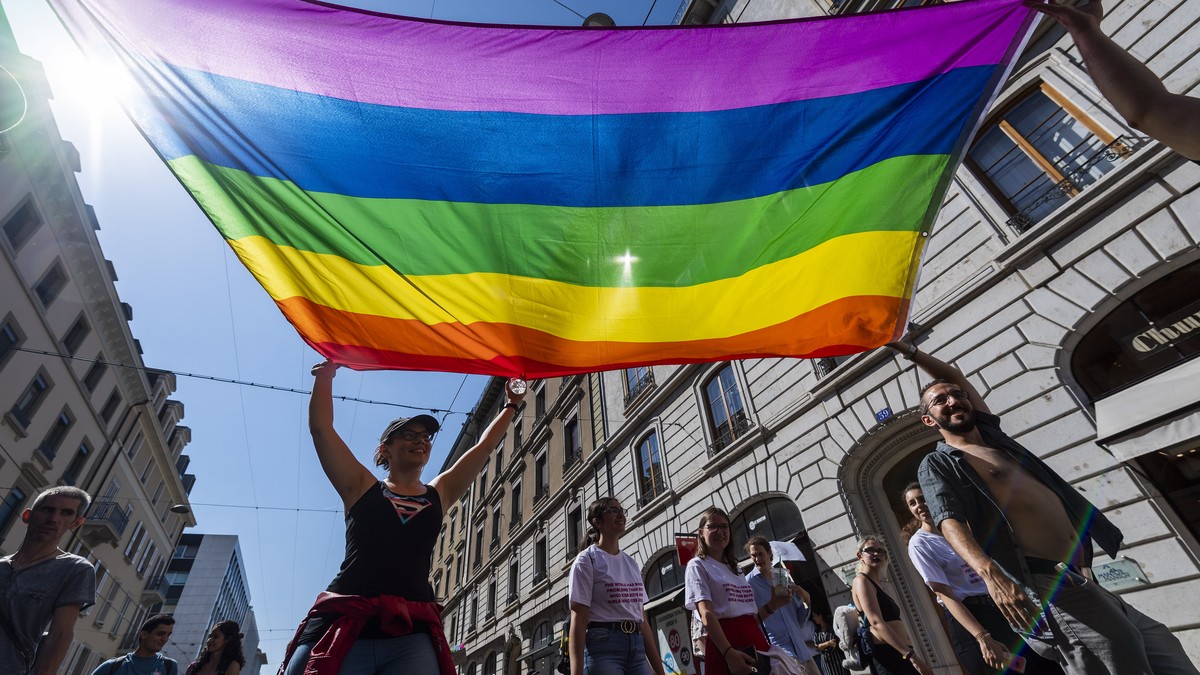 Nationalrat will Aktionsplan gegen LGBTQ-feindliche Hassverbrechen