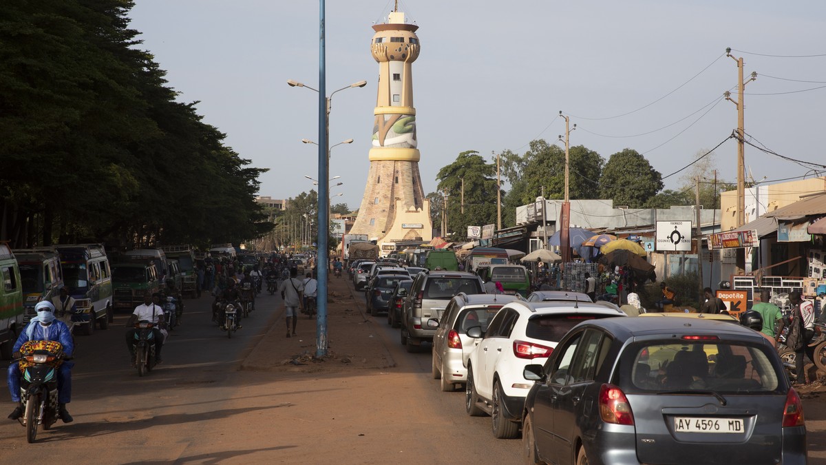 Elf Tote und über 50 Verletzte bei Bombenanschlag auf Bus in Mali