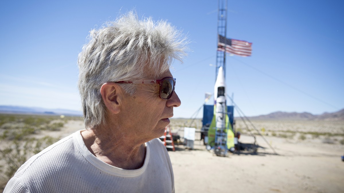 USA: Stuntman und Flat Earther «Mad Mike» stirbt in selstgebastelter Rakete