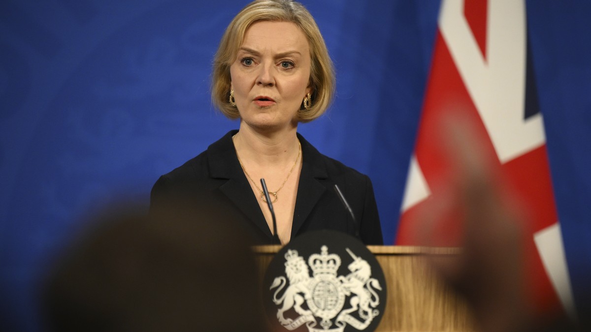 Die eiernde Lady: Liz Truss steckt in grossen Schwierigkeiten