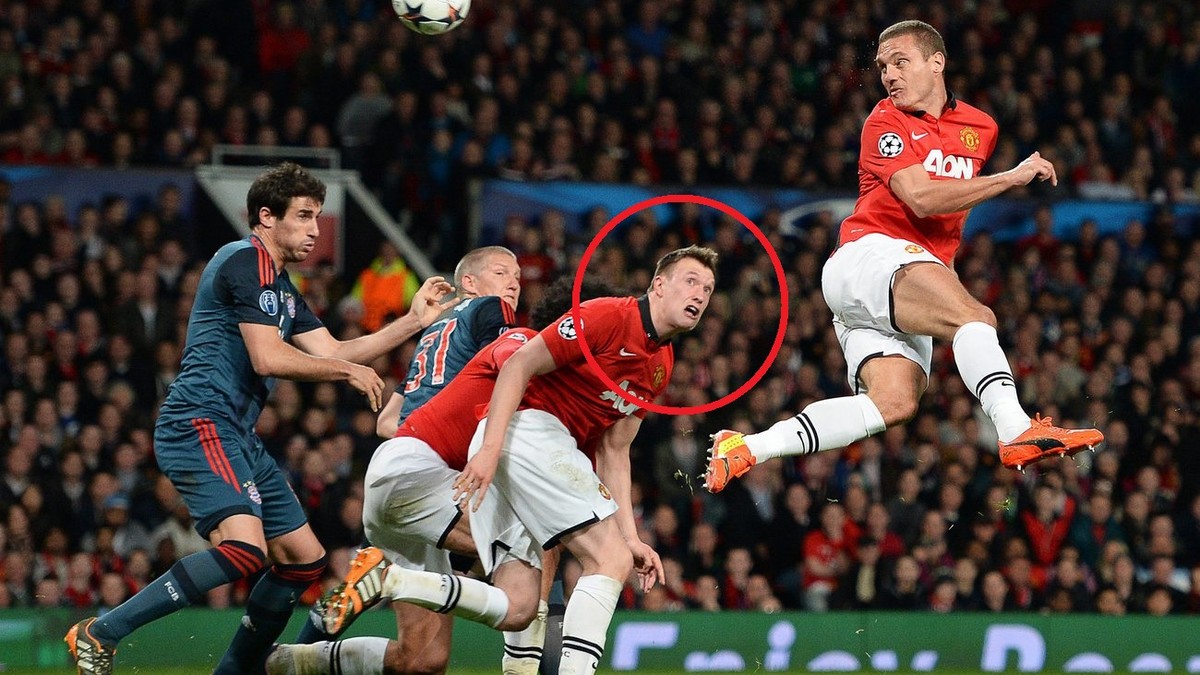 Phil Jones hat ManU 24 Millionen gekostet – seine Grimassen sind jeden ...