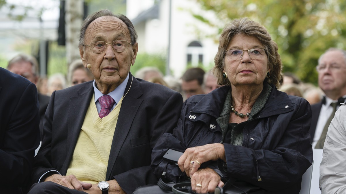 Der Mann mit dem gelben Pullunder ist tot – Hans-Dietrich Genscher ...