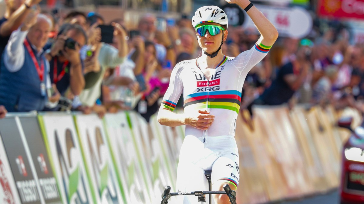 Tadej Pogacar fährt auch bei Lüttich-Bastogne-Lüttich allen davon