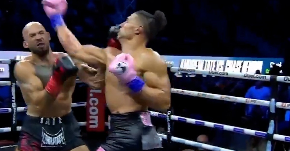 Andrew Tate verliert seinen ersten Boxkampf gegen Chase DeMoor