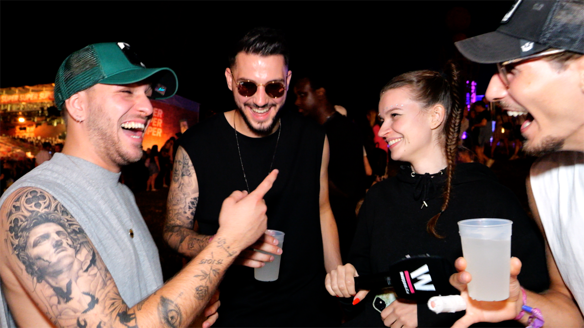 Sabeth ist nachts auf dem Gurten – und will nur falsche Antworten hören